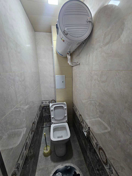 1 xonali 60m² 2-qavat uy sotiladi