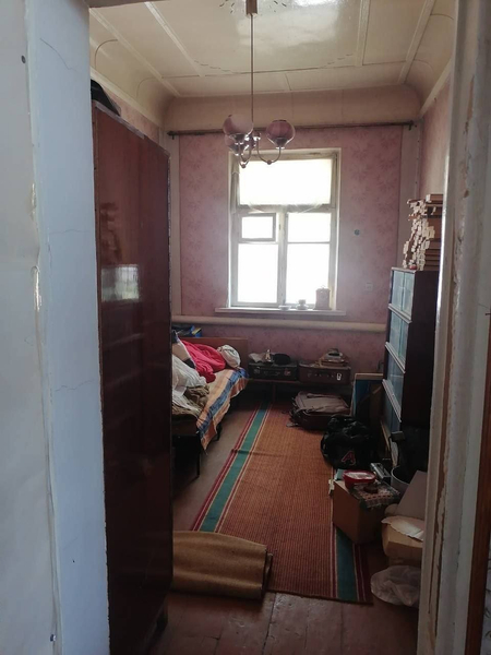 Продаётся Юнусобад 18 2/2/4 77-серия.