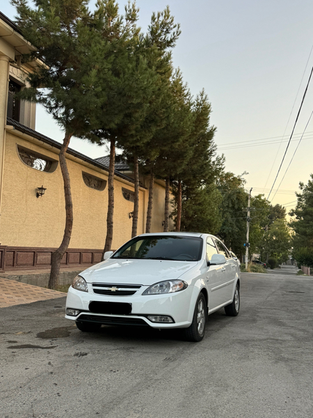 Продается Chevrolet Gentra, автомат Elegant plus