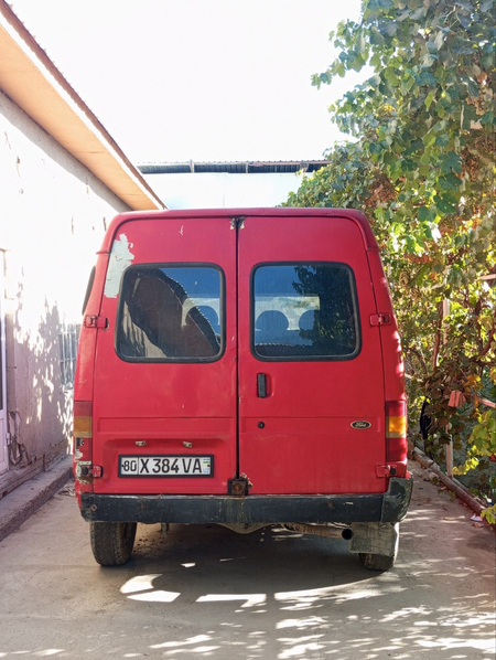 Ford salaekada yuradi holati orta matorga remonti yoq dakumentlari ful