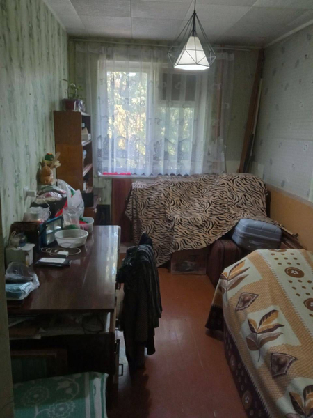 Чиланзар 9 3х комнатная ор-р Гостиница Малика Балкон 2*6