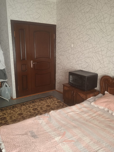 Kvartira sotiladi 2xonali zudlik bn.