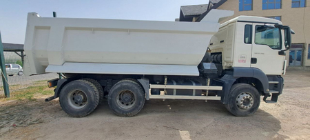 Самосвал MAN TGS 33.360 сотилади.