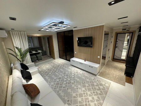 Продаётся Чиланзар 6 2в3 1 этаж. Б 2*6.
