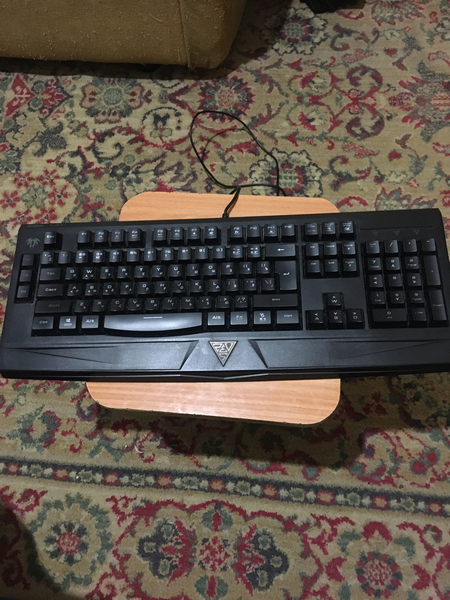 Игровая клавиатура Gamdias в отличном состоянии