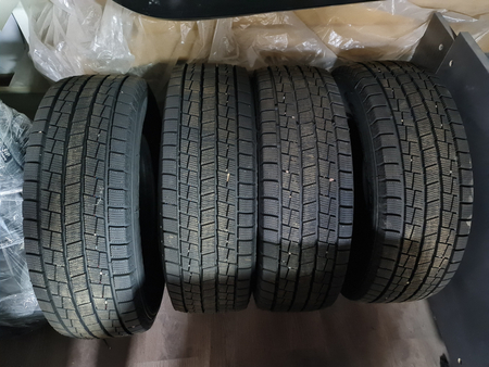 Зимние шины 215/70 R15 Новые не езженые.