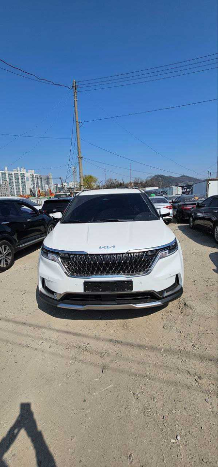 KIA KARNIVAL - 4  2023 года