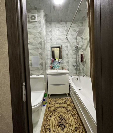 Срочно продаётся 3/3/5 кв на карасу-3