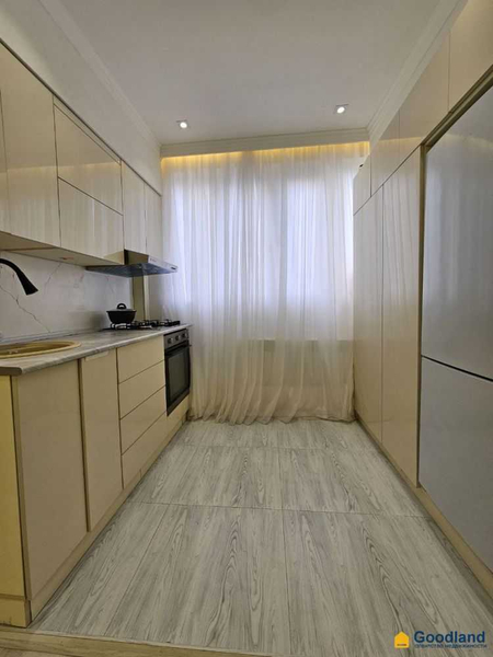 Срочно продаётся 2 ком квартира в Мирободском р-не (J 1765)