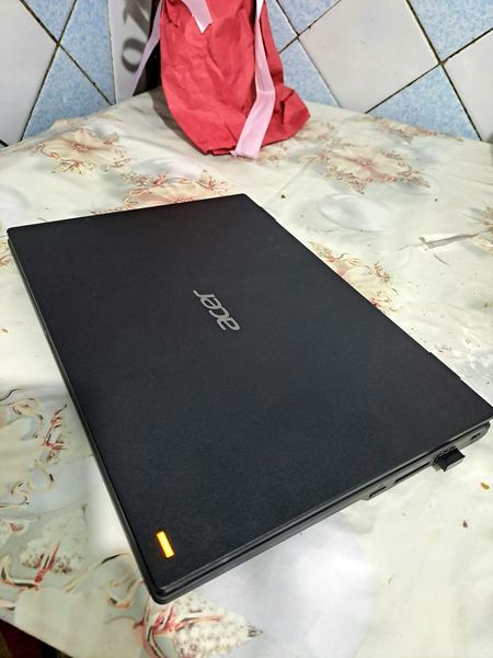 Ноутбук ACER 128GB SSD