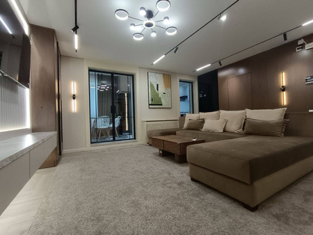 Продается 3х комнатная квартира,ор-р метро Космонавтов,Интерпол,80м2
