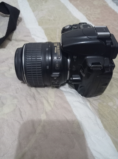 Nikon DX 5.6 fotoaparat
