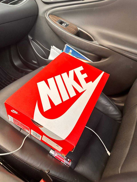 Кроссовка Nike Waffle one оригинал Из США привезен размер 10,5. 43-44
