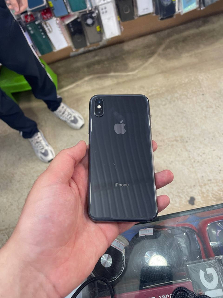 Iphone X sotiladi