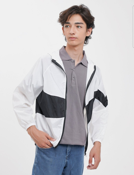 Тонкая спортивная куртка с капюшоном ( unisex )