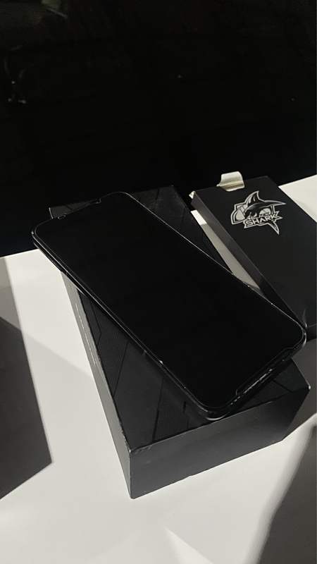 Xiaomi Redmi Black Shark 3 90fps