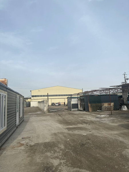 Мирзо улугбек Нежилое участок со всеми комуникациями Срочно
