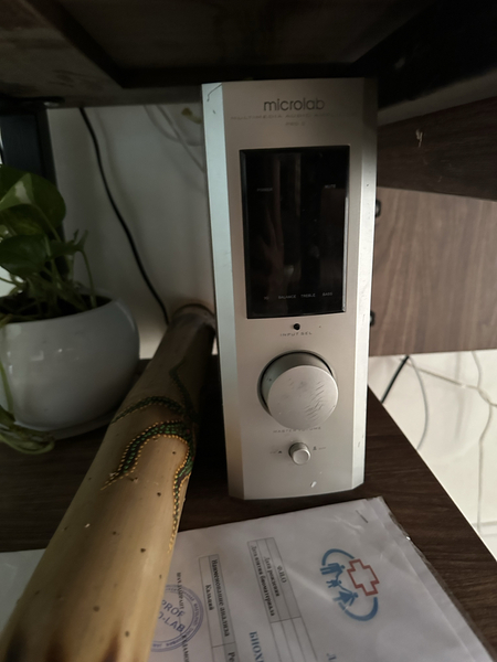 Продается Microlab solo 2