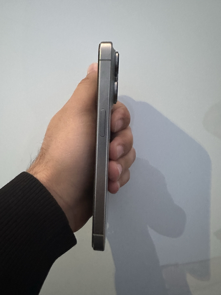 Iphone 15pro 128gb