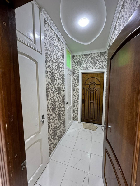 ! Chilonzor 14 kvartal 2 xona 1 etaj Afruz, mebel blan