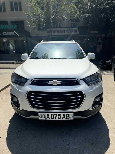 Captiva 3  2015 yil 14900$