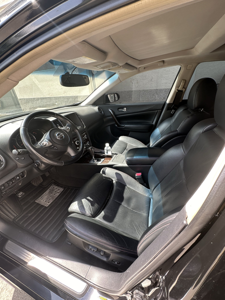 Продается Nissan Maxima в идеальном состоянии!