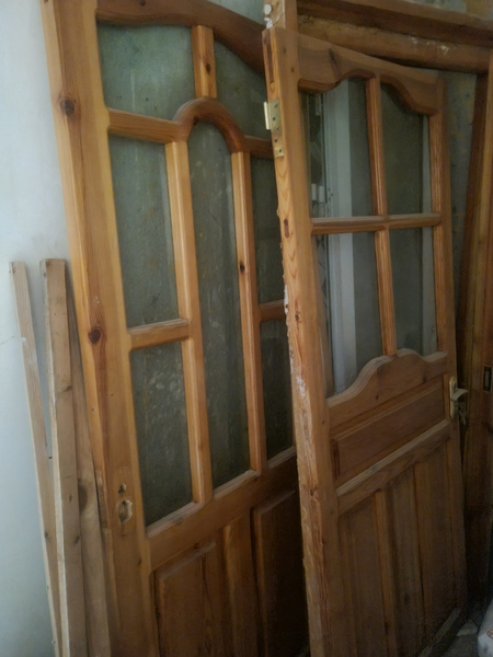 Срочно продаются междикомнатный дверь Деревни