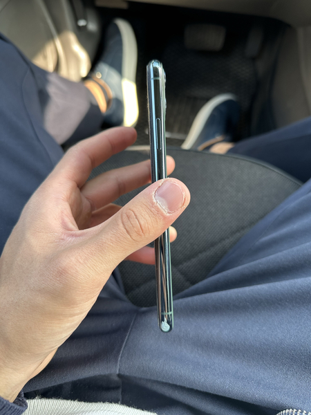 Iphone 11 pro max ideal aybi yoq