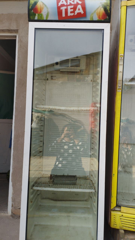 Ugur vitrina 345l