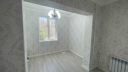 Срочно продаётся 4-х комн квартира в Куйлюк массив-6, 4/2/5