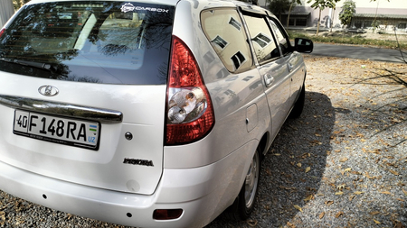 Lada Priora 2 SE Lux universal