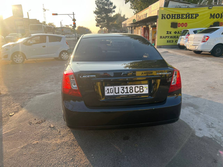 Ласетти 1.6 автомат  сотилади