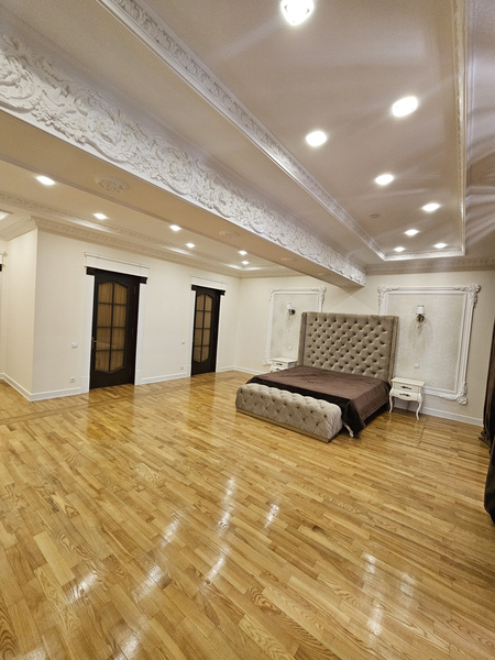 ГАБУС .Дуплекс. Мирабадский район  м.Айбека.4/8/8 общ.площадь-325м².