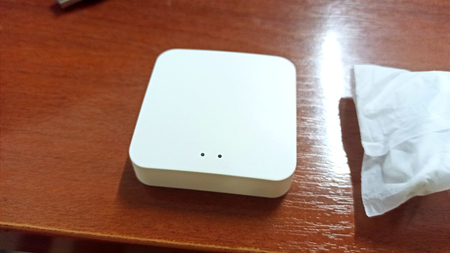 Хаб, шлюз zigbee 3.0 WiFi Tuya , Smart life.