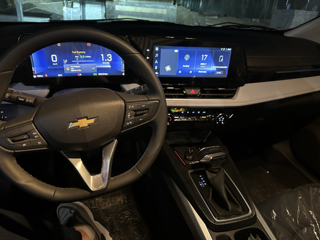 Новая машина масло Chevrolet Monza
