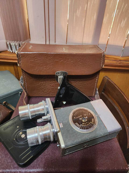 Раритет фотоаппарат, видеокамера, патефон, бритва