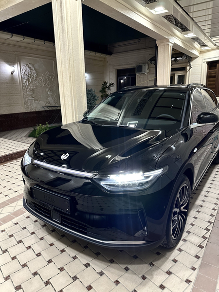 Leap motor c 11 electr mobil srochna sotiladi