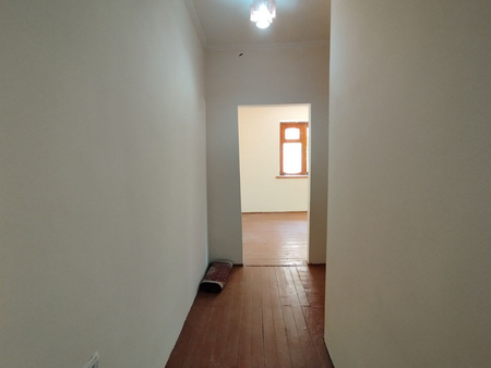 Срочно Продаётся 1комнатная квартира! 1-Этаж. 34.500$ старт