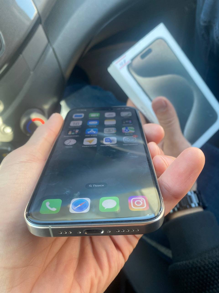 iPhone 15 pro сотилади