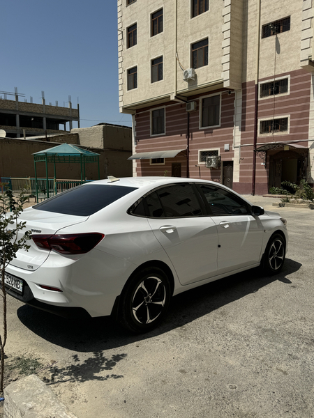 Chevrolet onix 2023
