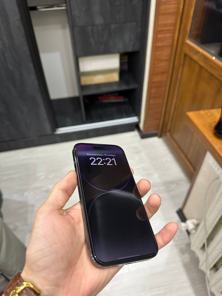 iPhone 14 pro LLA