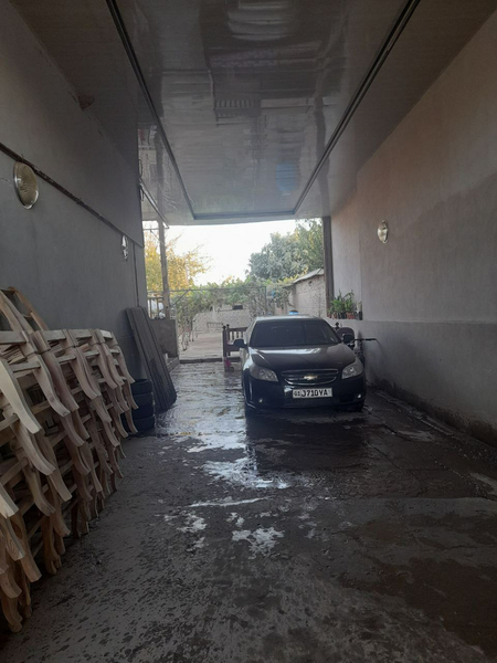 Xovli sotildi Nazarbek Xraktda 8,5sotix 7xona 160$