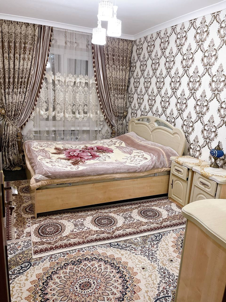 Аренда 3х комн.квар-а в Новомосковской на 2-этаже Своя