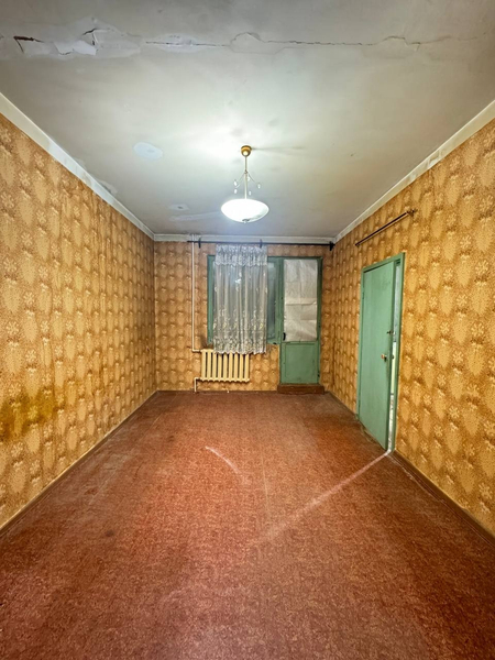 Срочно 11 квартал Чиланзар 2//3/4