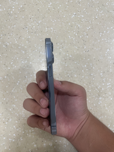 Iphone 13 pro blue