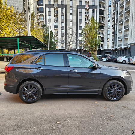 Chevrolet Equinox, 2022, в идеальном состоянии