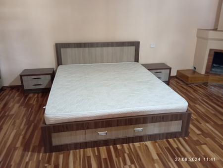 Срочно продам спальный гарнитур