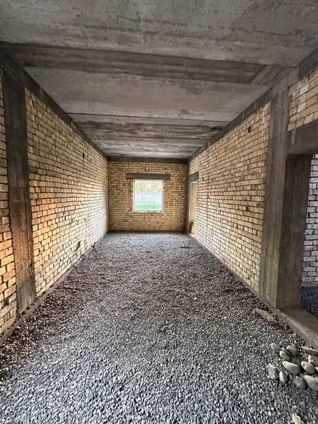 Паркент Продается дача в доль речки (каробка)