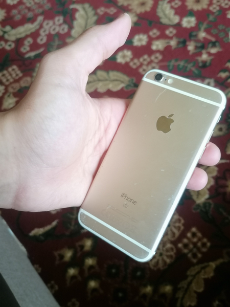 Iphone 6s sotiladi.