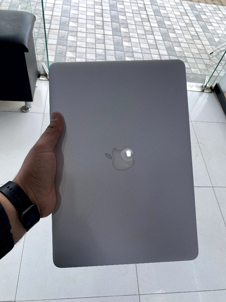 MacBook air.            .